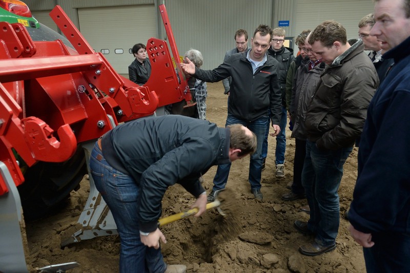 Fotoserie: Topbodem-event van Agrio | Akkerwijzer.nl - Nieuws en kennis ... Fotoserie: Topbodem-event van Agrio | Akkerwijzer.nl - Nieuws en kennis ...